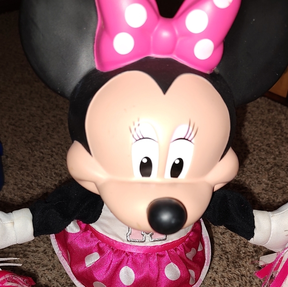 Disney | Toys | Minnie Mouse Cheerleader | Poshmark
